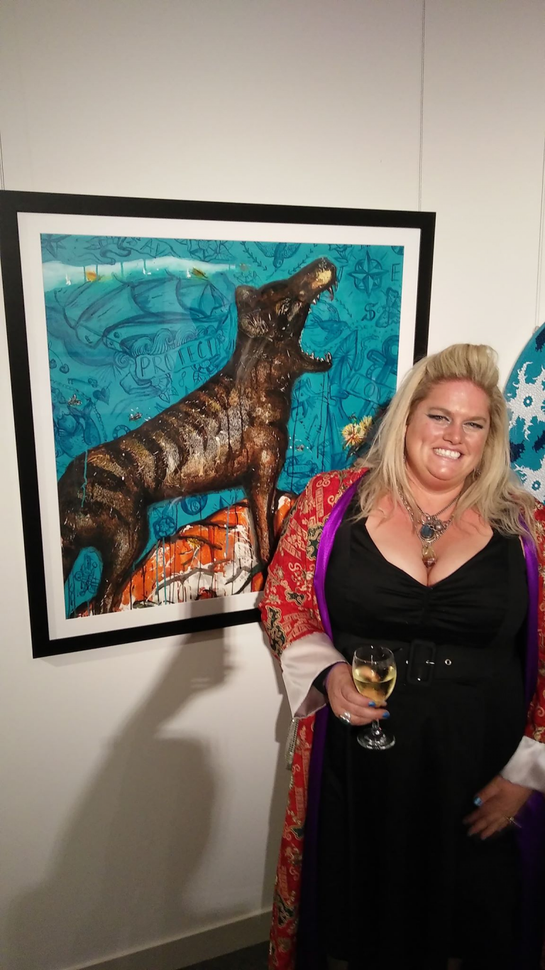 Contempo is here! This week we introduce Kelly-Anne Love – KAB Gallery
